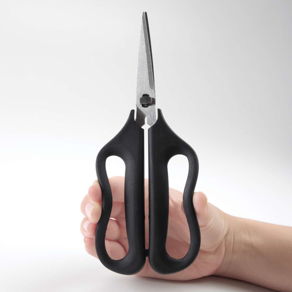 OXO - Flexible all purpose scissors - The Potlok